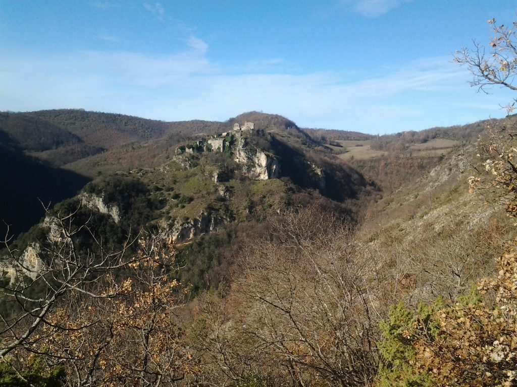 IL CASTELLO DI SCOPPIO E IL FOSSO DELLA MATASSA - Escursionismo.it